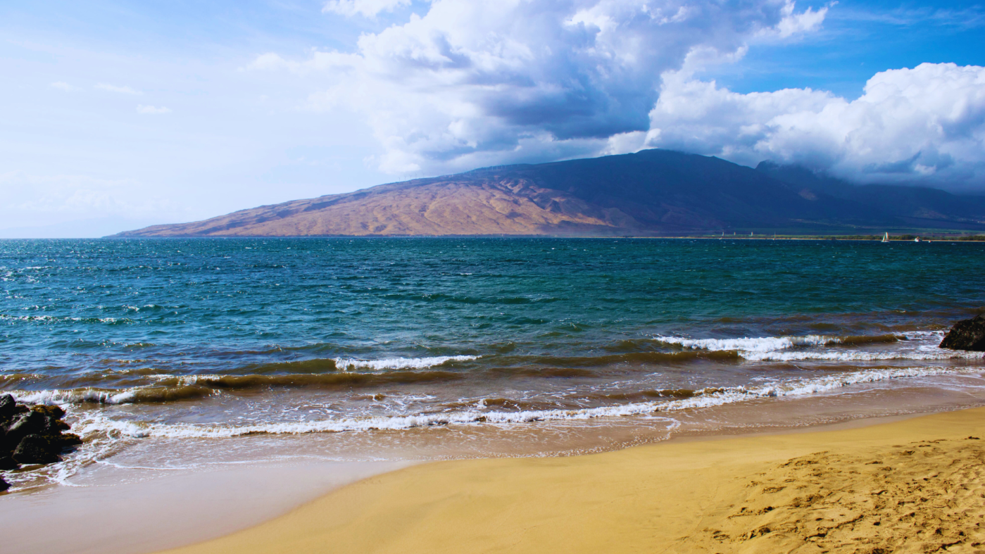 Mā'alaea, Maui ↔ Mānele, Lāna'i Ferry | Lana'i Expeditions